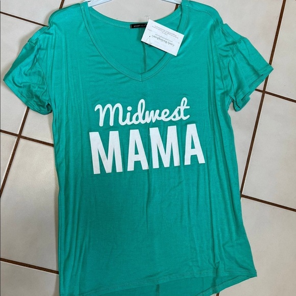 None | Tops | Midwest Mama Graphic Tee | Poshmark